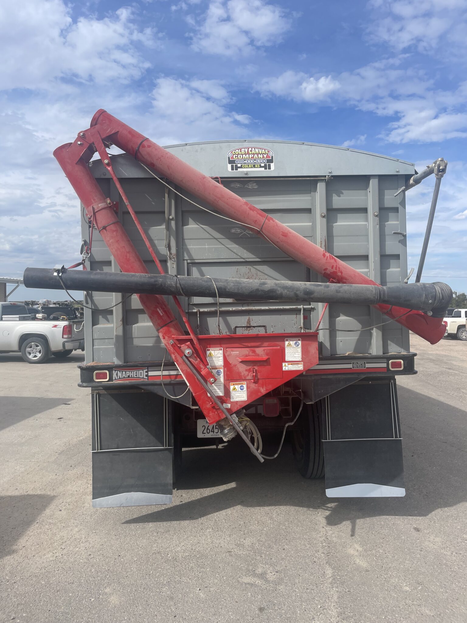 WFDF614 - Beaver Valley Supply - Westfield Tailgate Auger - Steel Flighting