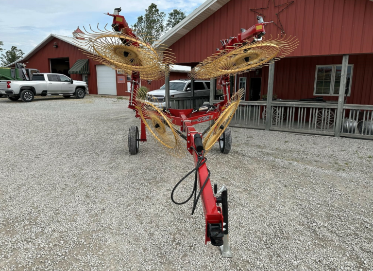 OGRCR10-60 - Beaver Valley Supply - Ogden "RED" 10 Wheel Hay Runner ...